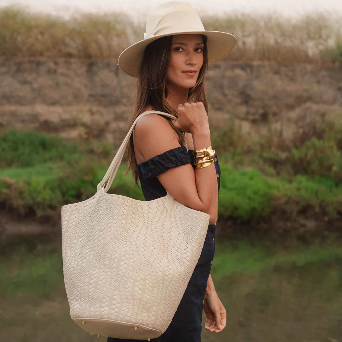 Flow Woven Large Tote – Skylar & Skyler