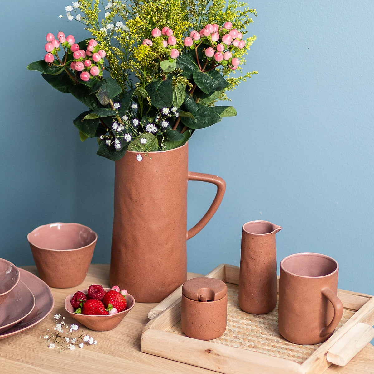 Tam Stoneware Pitcher – Skylar & Skyler