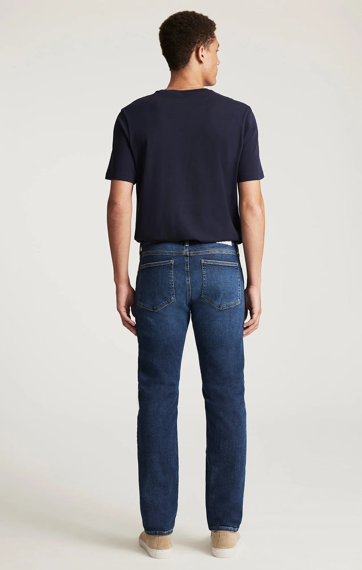 Zach Straight Leg Jeans – Skylar & Skyler